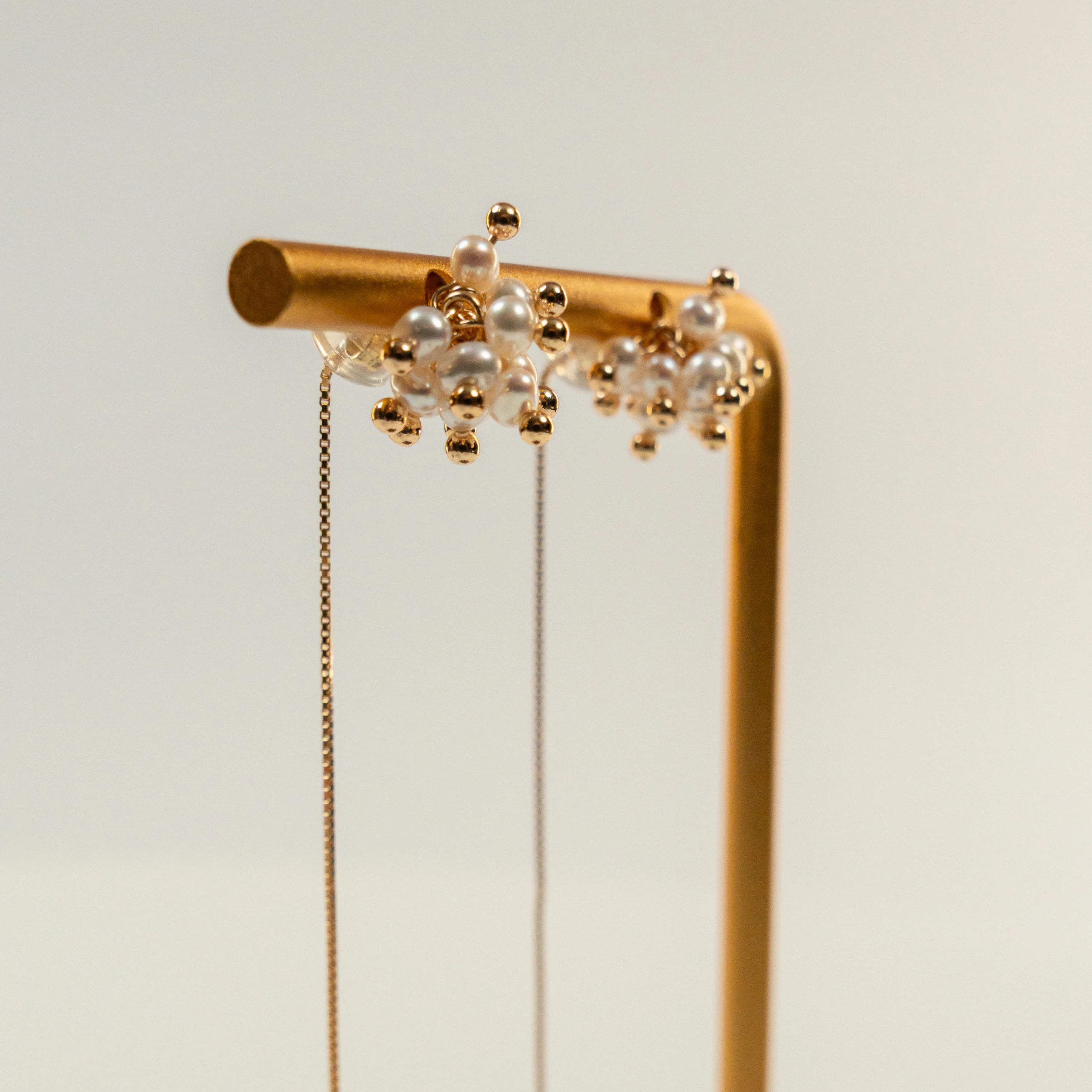 Hydrangea pearl earrings – Cay Collective